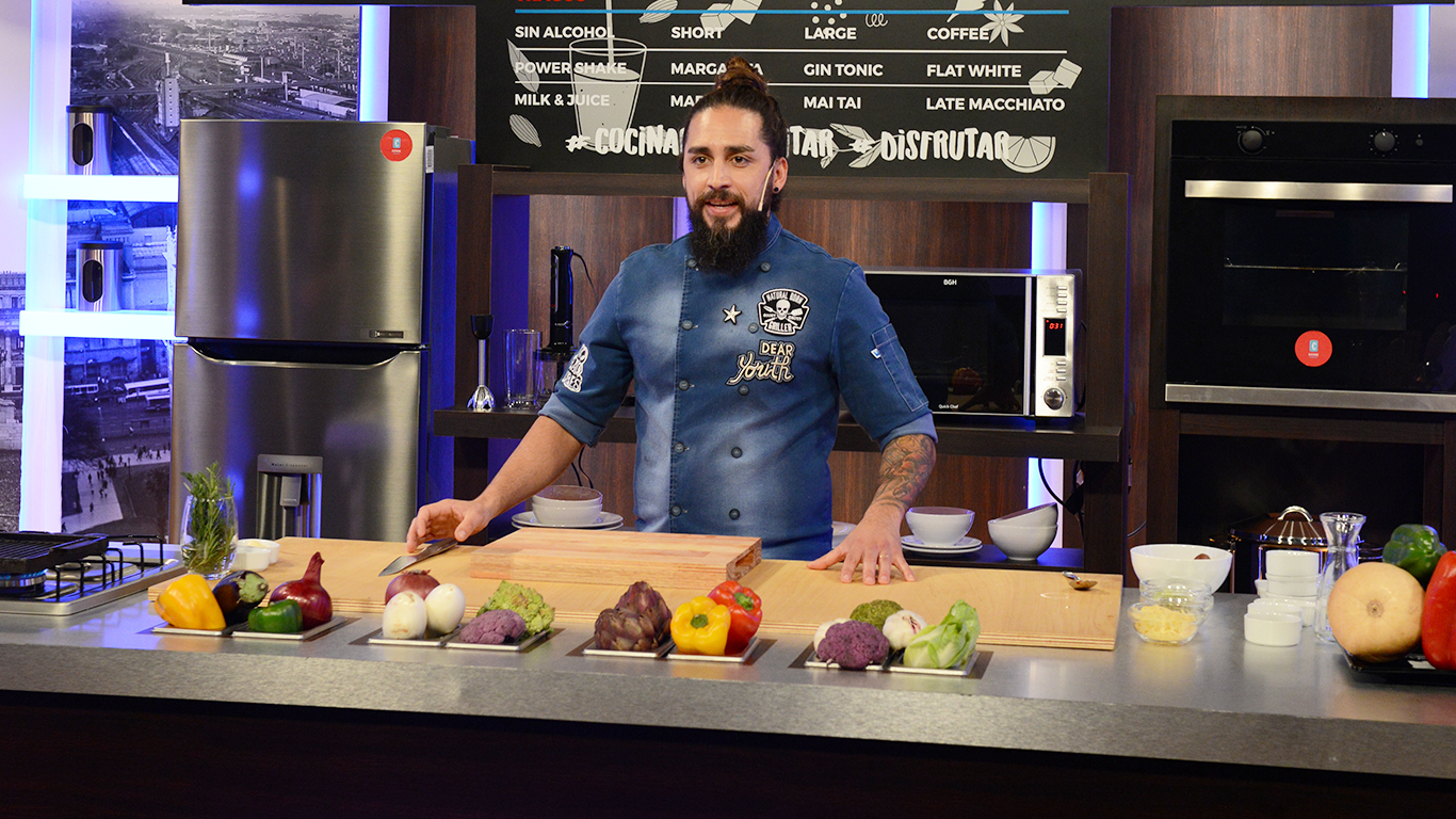 Lucas Escobar Vitel toné - Cucinare