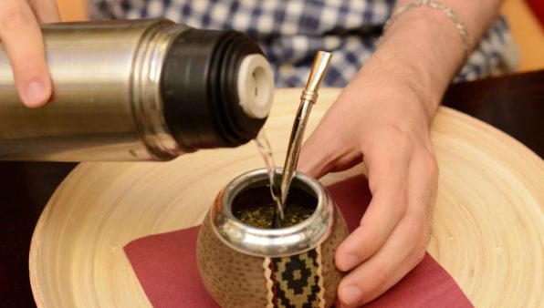 Cebando mate - Cucinare