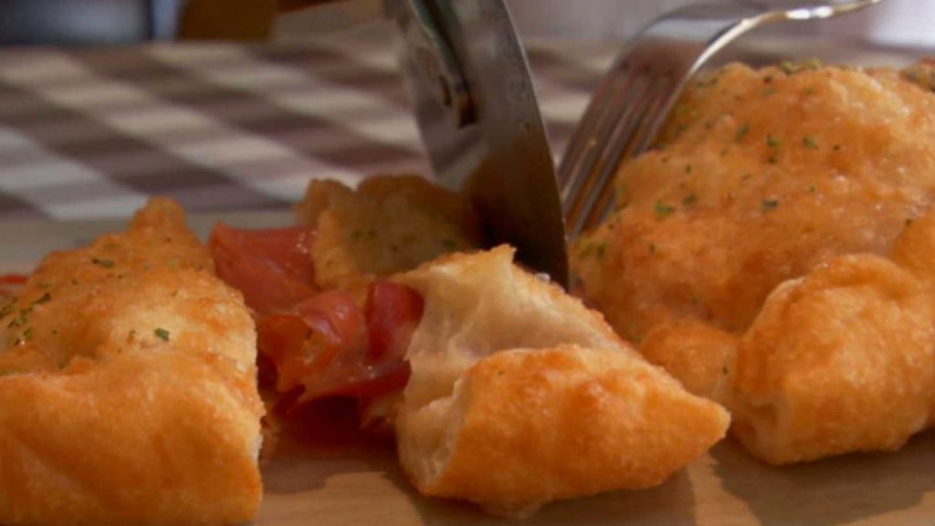 Pizza Frita - Cucinare