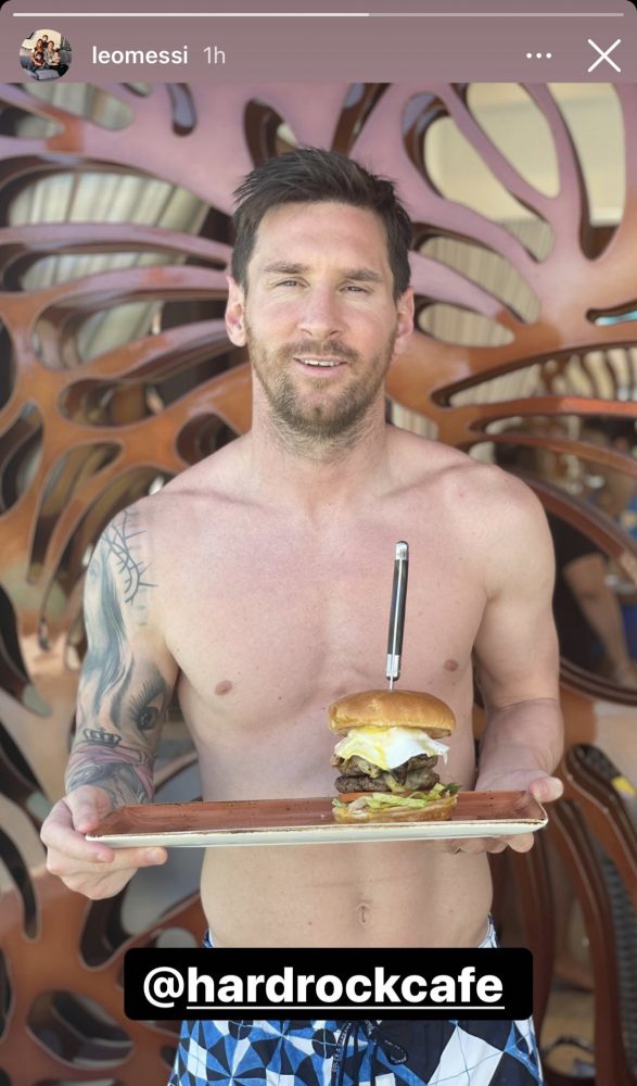 Hamburguesa Doble Y Un Cuchillo El Plato Que Se Pidió Lionel Messi En