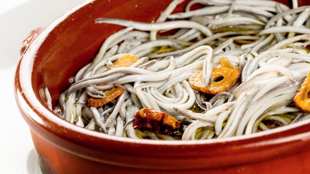 Angulas, el ingrediente que luce mal y no tiene un gusto distintivo ...