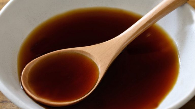 Qué es la salsa ponzu, cómo se usa en la gastronomía actual y dónde ...